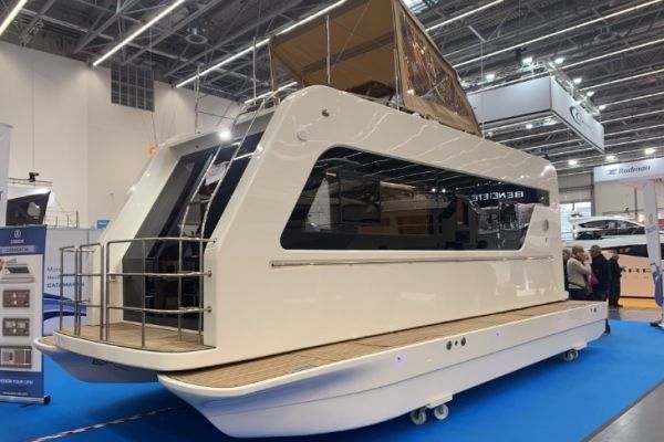 Caracat, il cantiere navale che trasforma la vostra roulotte in un ...